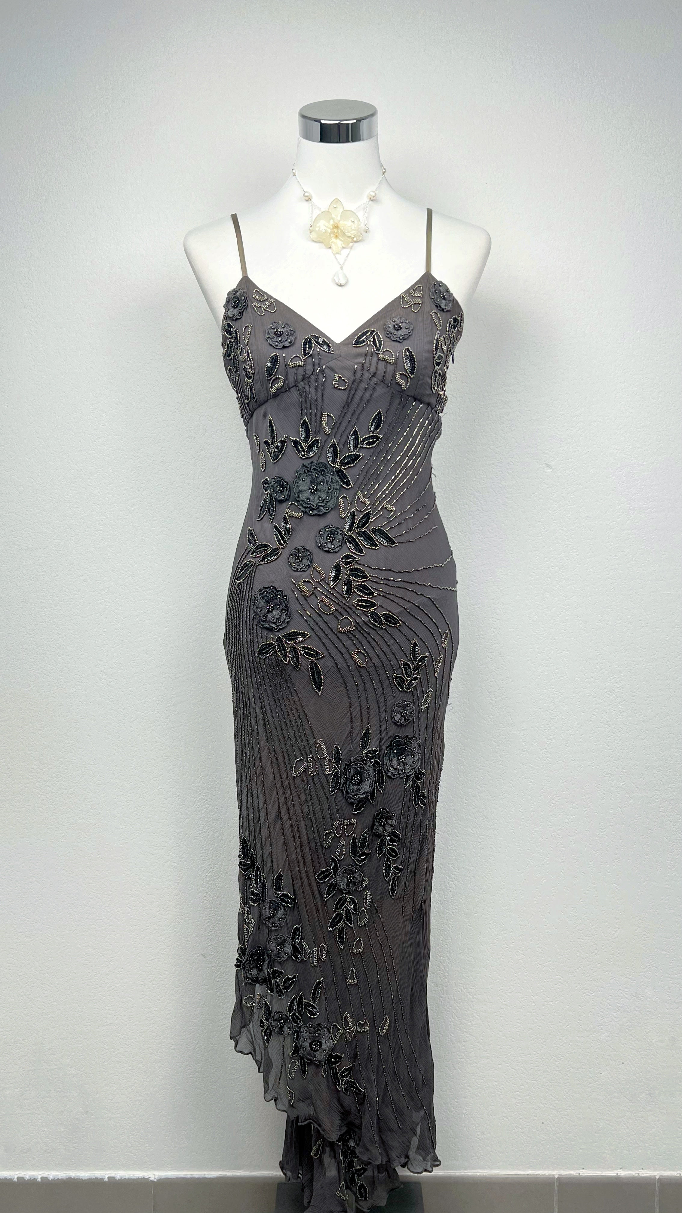 Moonlit Ash Gown – Rêverie Vintage